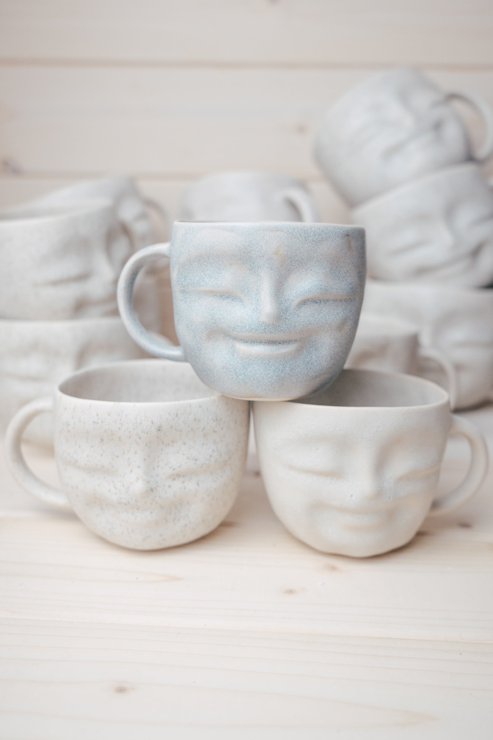 Stoneware Happy face mug – Ozolins pottery
